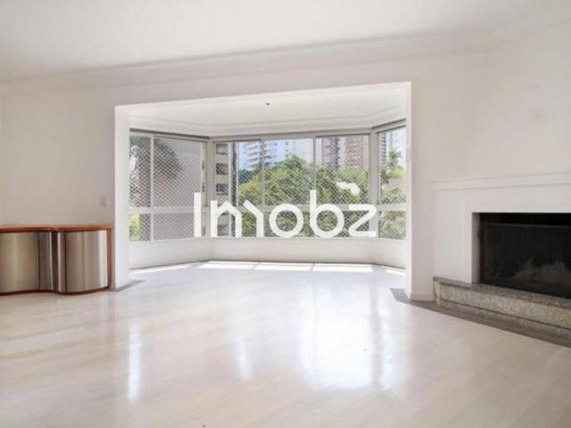 Apartamento de Luxo com 3 Quartos na Vila Andrade São Paulo SP: 1 suíte, 2 vagas em condomínio exc