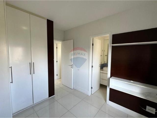 Apartamento para locação na Rua Oscar Monteiro de Barros, 58 m2 com 2 dormitórios, 1 suíte, 2 vagas fixas e livres!
