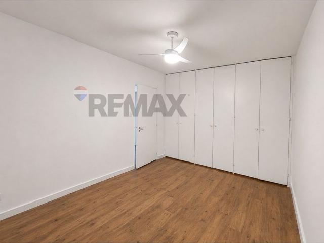 Apartamento para locação no Alto de Pinheiros | 165 m² | Suíte com closet | 2 vagas