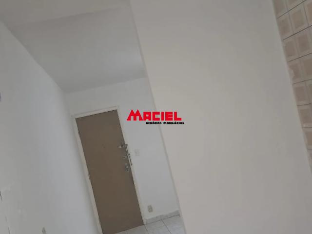 Apartamento para locação no condomínio Sport Center, em frente ao Shopping Vale Sul