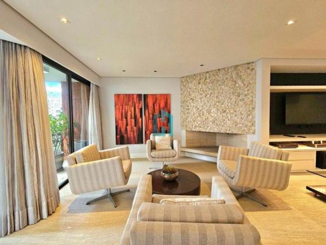 Apartamento para locação no Itaim Bibi Totalmente mobiliado e decorado