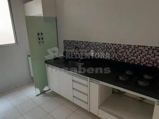 Apartamento para Locação ou Venda com 01 Dormitório no bairro Parque das Flores II