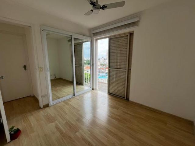 Apartamento para Locação ou Venda no bairro Vila Alexandria