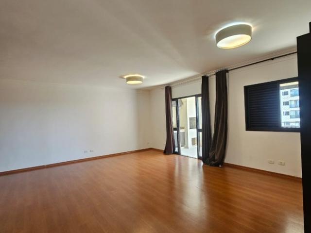 Apartamento para Locação, São José dos Campos / SP, bairro Jardim Esplanada, sendo 3 suítes, 3 vagas de garagem, área total 157,00 m²