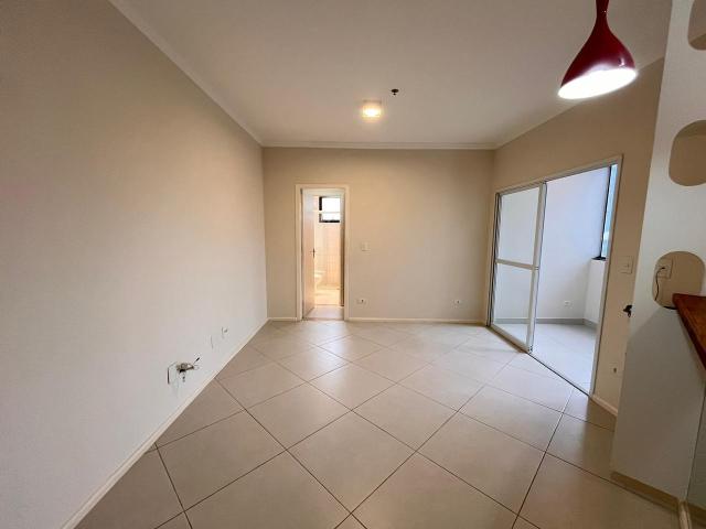 Apartamento para Locação, São José dos Campos / SP, bairro Jardim São Dimas, 1 dormitório, 1 banheiro, 1 vaga de garagem, área total 50,00 m²