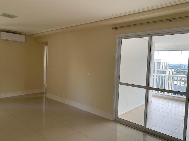 Apartamento para Locação, São José dos Campos / SP, bairro Royal Park, 2 dormitórios, sendo 2 suítes, 3 banheiros, 2 vagas de garagem, área total 90,00 m²
