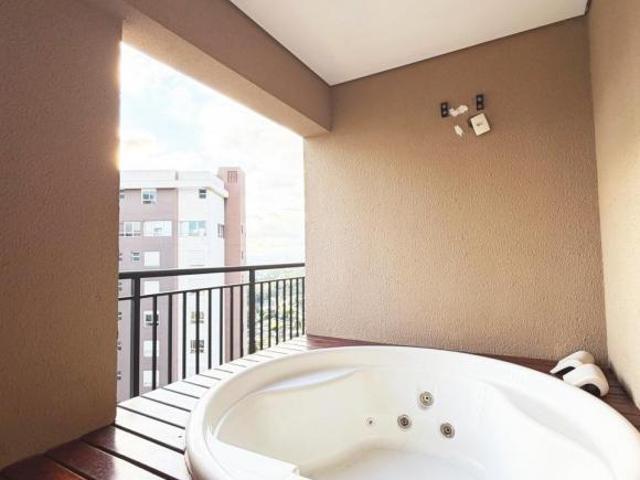 Apartamento para locaçãode 190 mts 3 suítes, 2 vagas no 18 do Forte