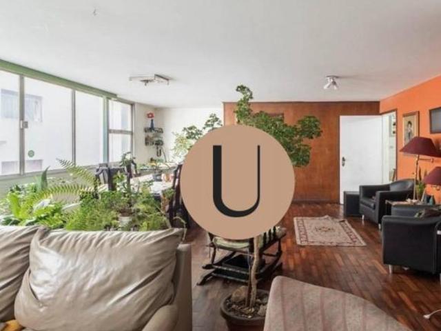 Apartamento para reforma de 120m² com 3 dormitórios e 2 vagas – Próximo ao Metrô Santa Cecília