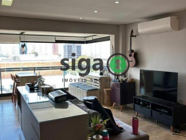 Apartamento para venda na Chácara Santo Antônio com 2 quartos