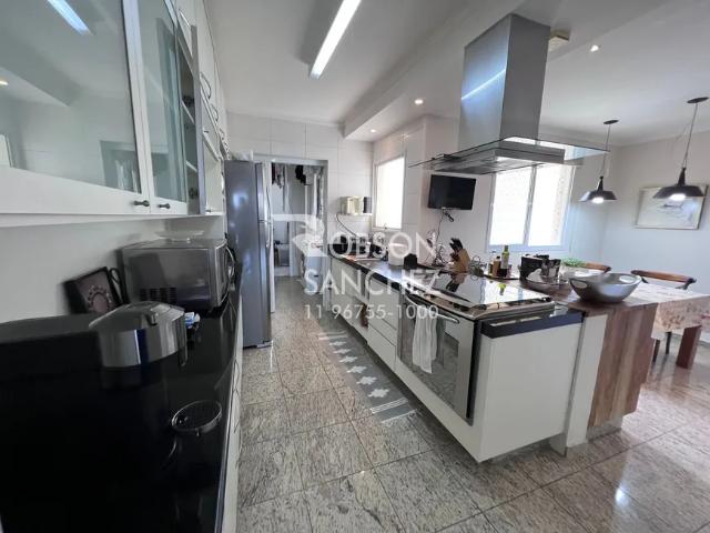 Apartamento para venda na Vila Mascote com 3 quartos sendo 3 suítes, 3 vagas, 173m², varanda gourmet