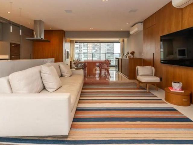 Apartamento para venda no Brooklin sendo 2 suítes, 1 closet/suíte, 2 vagas 145m²