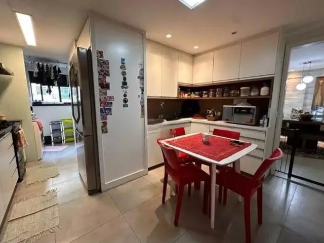 Apartamento para venda no condomínio Acquabella com 133 m², 4 quartos e 2 vagas de garagem