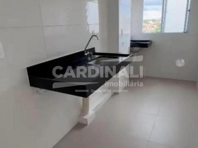 Apartamento para Venda no Condomínio Villa Garden com 2 dormitórios na Vila Industrial