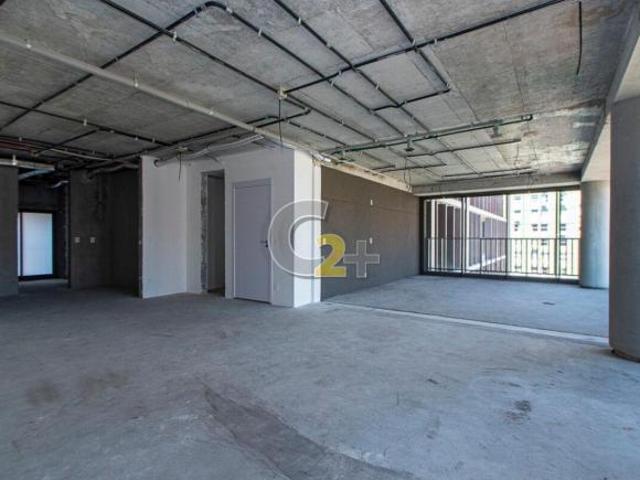 Apartamento para venda no Itaim Bibi com 3 quartos, 3 vagas e 209m2