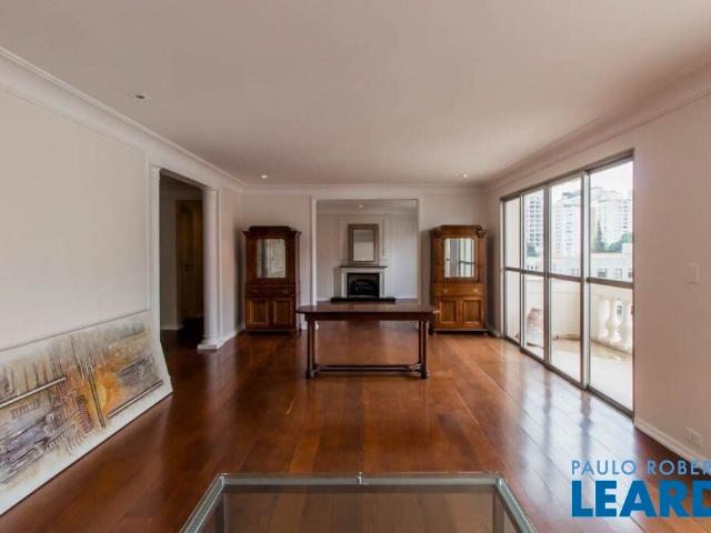 Apartamento para Venda ou Locação em Jardim Paulista, São Paulo, SP