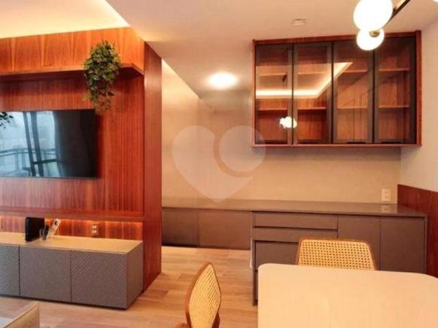 Apartamento para venda ou locação mobiliado em Pinheiros