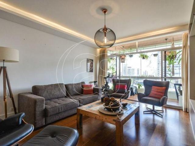 Apartamento para venda com 4 quartos, 183m² em Moema Pássaros