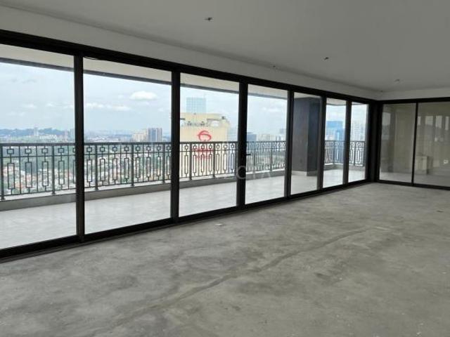 Apartamento para Venda com 4 Quartos no Myrá