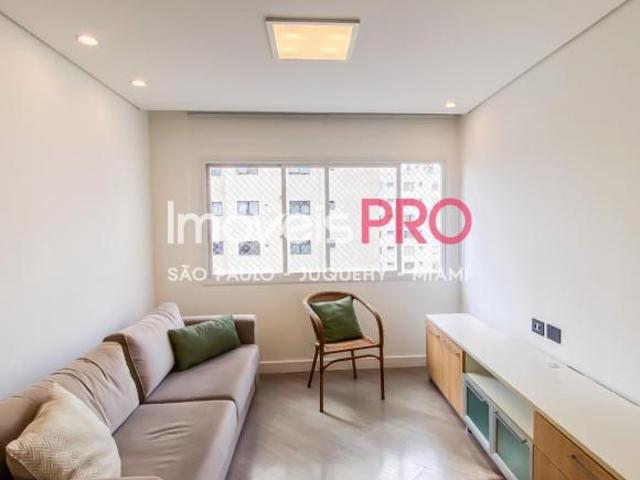 Apartamento para venda com 85m² em Moema