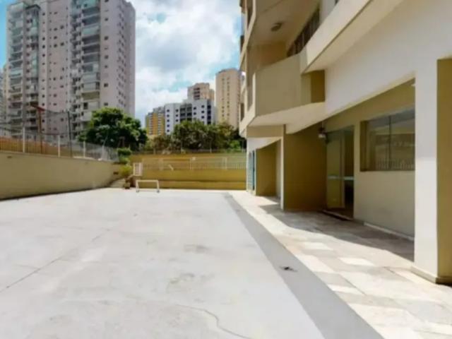 Apartamento para VENDA com 02 dormitórios, 01 banheiro e 01 vaga 61m proximo metro Praça da Ar