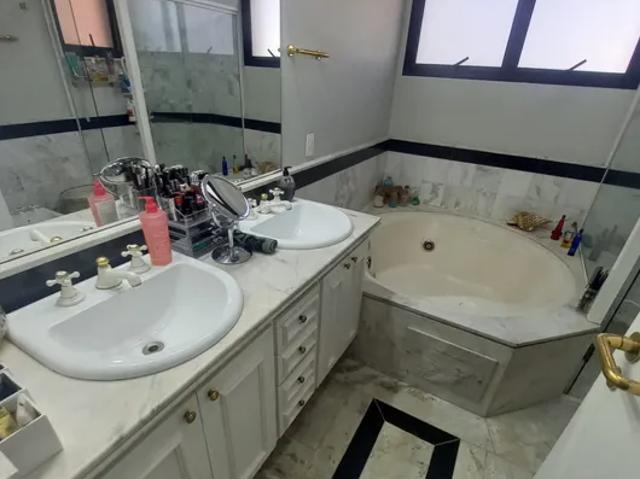 Apartamento para venda com 266 metros quadrados com 4 quartos em Vila Mariana São Paulo SP
