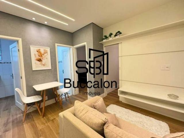 Apartamento para venda com 2 dormitórios mobiliado, a 50 metros da praia