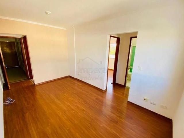 Apartamento para venda com 2 dormitórios, 3° andar, 47 m² Condomínio Diamante, localizado no bairr