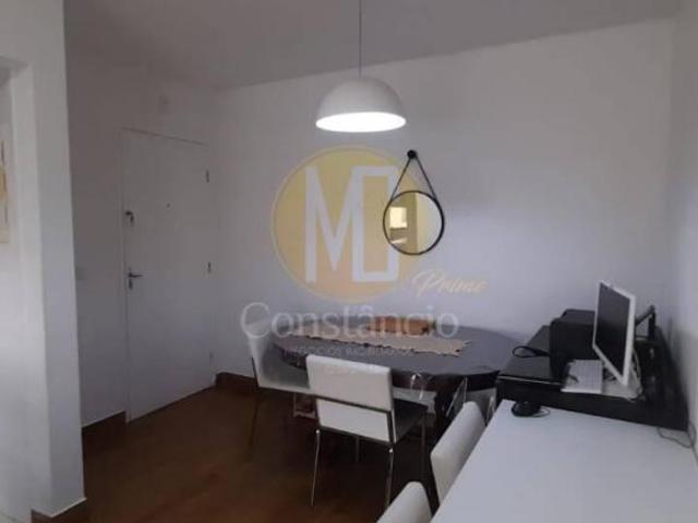 Apartamento para venda com 2 quartos no Boulevard Flamboyant R$370.000