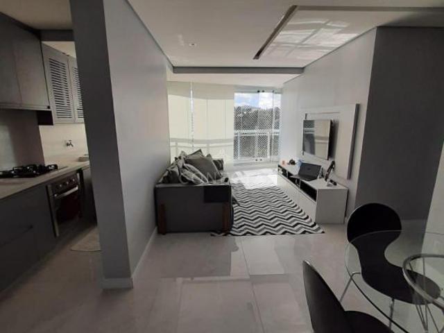 Apartamento para Venda com 2 Quartos no Wave