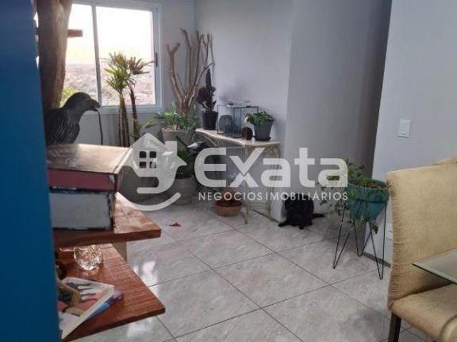 Apartamento para venda com 3 dormitorios na Zona Norte