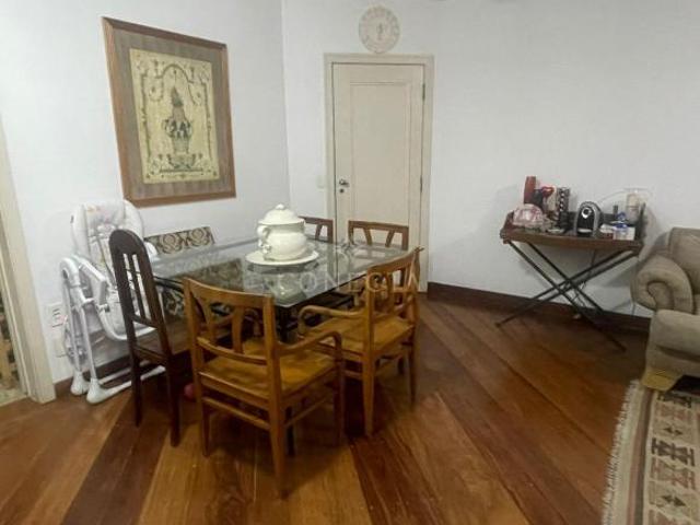 Apartamento para Venda com 3 Quartos no Classic