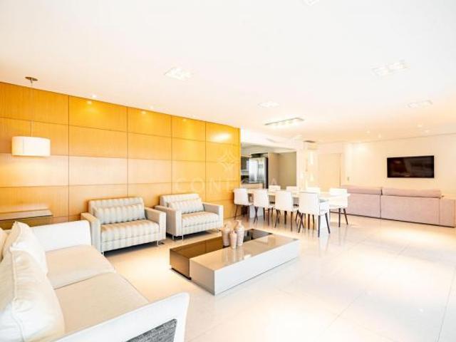 Apartamento para Venda com 3 Quartos no Essência