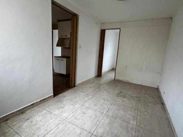 Apartamento para venda com três quartos na Cohab 01!