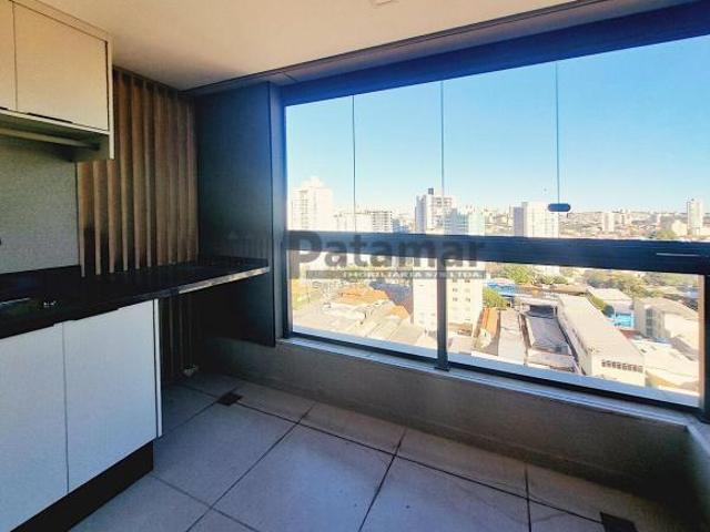 Apartamento para venda com dois quartos, sendo uma suíte e terraço envidraçado no Ipiranga