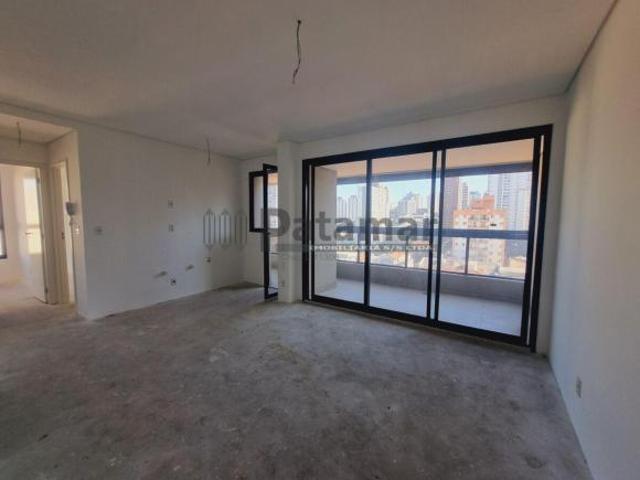 Apartamento para venda com dois quartos, uma suíte e terraço envidraçado no Ipiranga