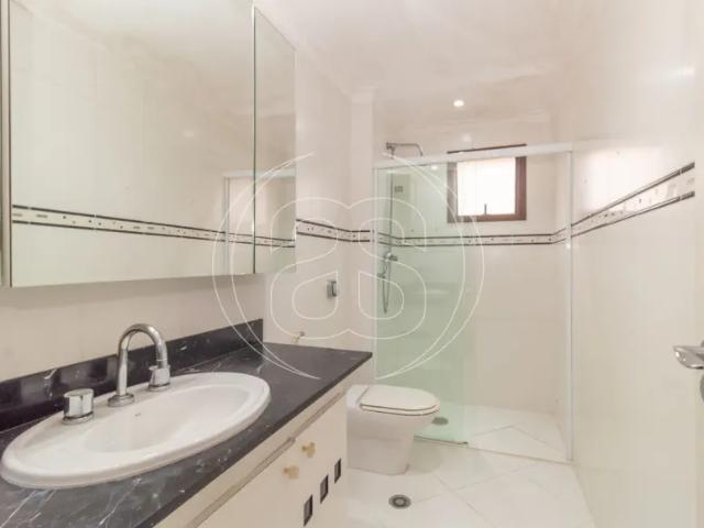Apartamento para venda com suítes em moema
