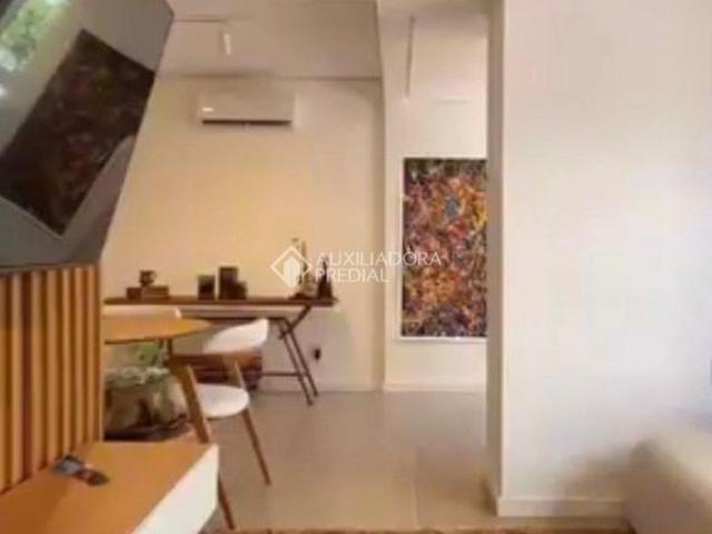 Apartamento para venda de 1 dormitório com garagem