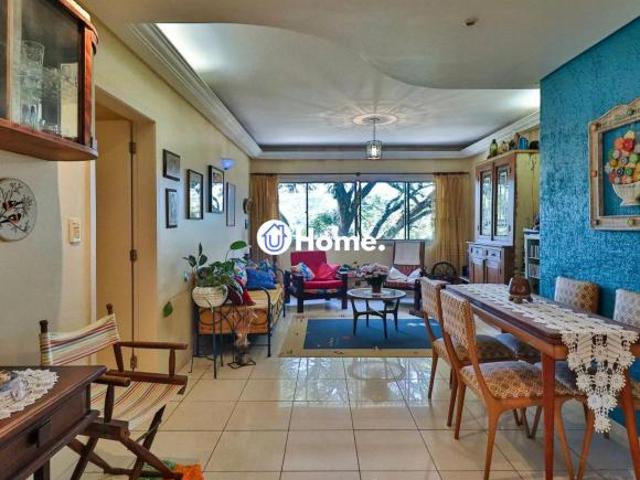 Apartamento para venda de 3 dormitórios, no bairro Teresópolis em Porto Alegre/R