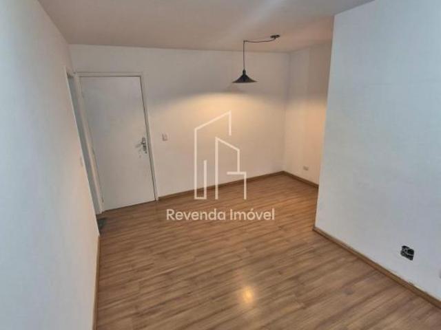 Apartamento para venda de 67 metros com 3 quartos e 1 vaga no Condomínio Queens