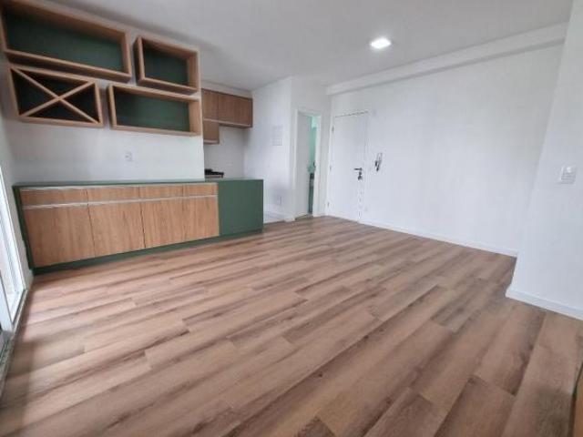 Apartamento para venda de 77M², 2 dormitórios sendo 1 suite,e 2 vagas de garagem