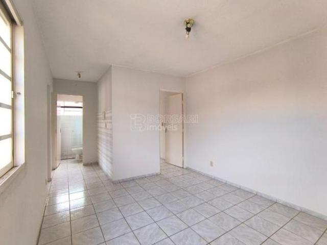 Apartamento para venda e aluguel em Vila Xavier de 46.00m² com 2 Quartos e 1 Garagem
