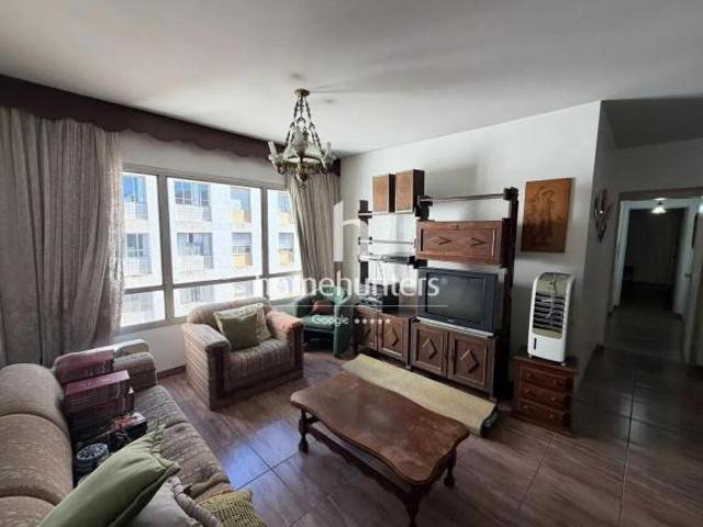 Apartamento para venda e aluguel em Centro de 176.00m² com 3 Quartos, 1 Suite e 1 Garagem