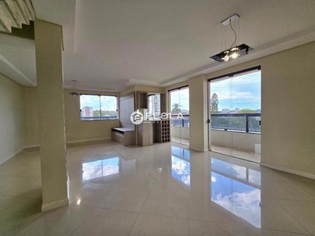Apartamento para venda e aluguel em Centro de 209.00m² com 3 Quartos, 3 Suites e 3 Garagens
