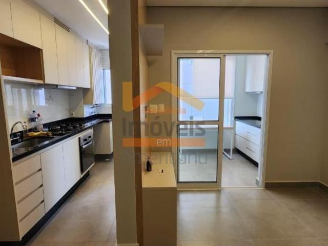 Apartamento para venda e aluguel em Centro de 69.00m² com 2 Quartos, 1 Suite e 1 Garagem