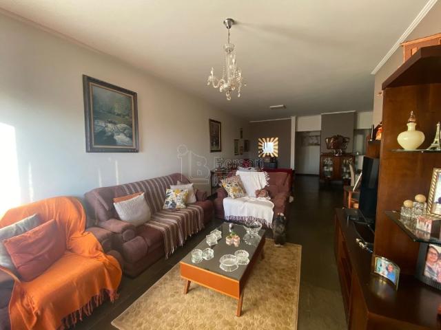 Apartamento para venda e aluguel em Centro em Araraquara São Paulo de 181.00m² com 3 Quartos, 1 Suíte e 2 Garagens