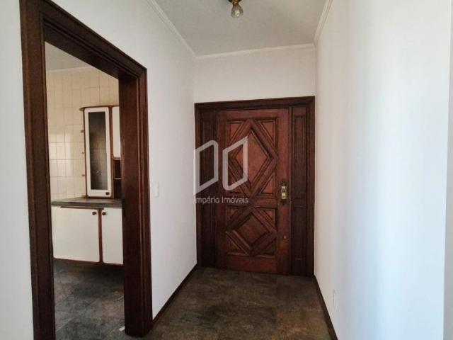 Apartamento para venda e aluguel em Centro em Araraquara São Paulo de 198.00m² com 4 Quartos, 1 Suíte e 2 Garagens