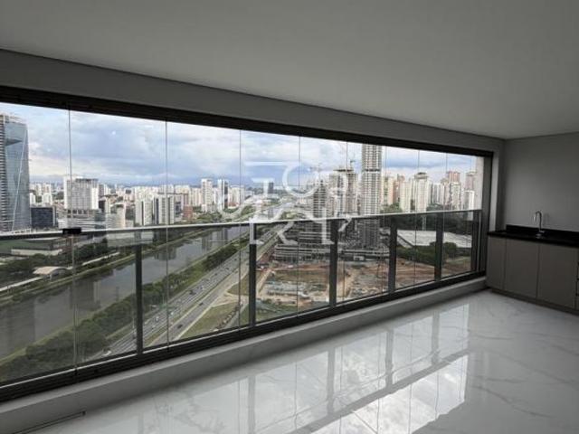Apartamento para venda e aluguel em Chácara Itaim de 330.00m² com 4 Quartos, 4 Suites e 4 Garagens