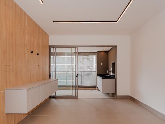 Apartamento para Venda e Aluguel em Edifício Level Alphaville, Barueri, SP