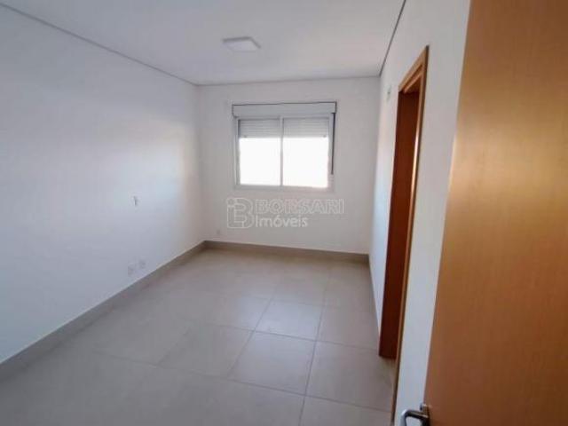 Apartamento para venda e aluguel em Jardim Morumbi de 139.00m² com 3 Quartos, 3 Suites e 2 Garagens