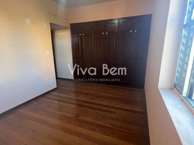 Apartamento para venda e aluguel em Montes Claros